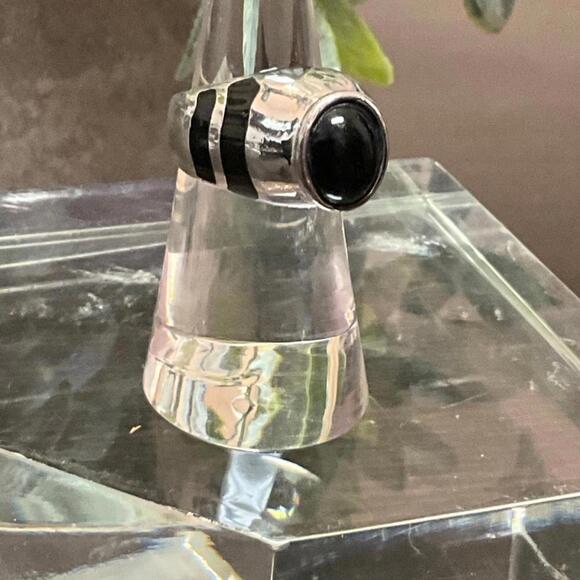 Jewelry | Vintage Silver Tone Black Orb Ring 5 | Poshmark